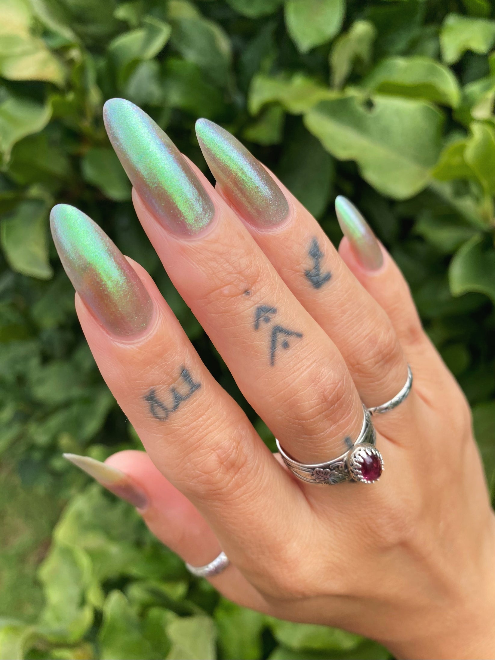 Swirling Mist – Lurid Lacquer