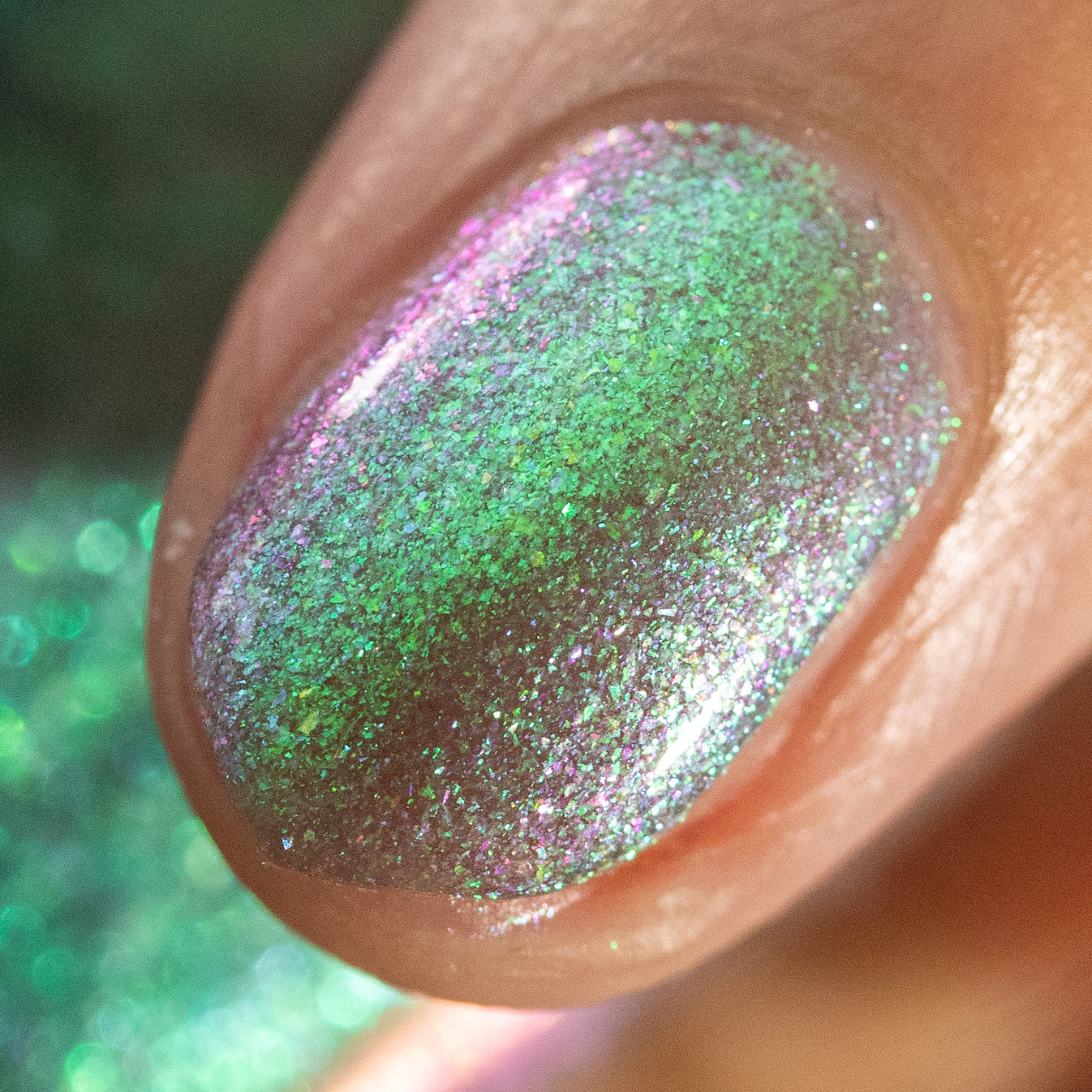 Swirling Mist – Lurid Lacquer
